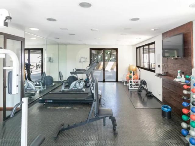 Apartamento com 3 quartos à venda em Moema SP