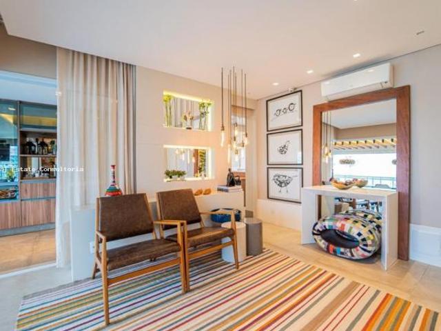 Apartamento com 3 quartos à venda em São Paulo, no bairro Vila Nova Conceição