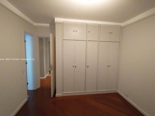Apartamento com 3 quartos à venda em São Paulo, no bairro Vila Nova Conceição