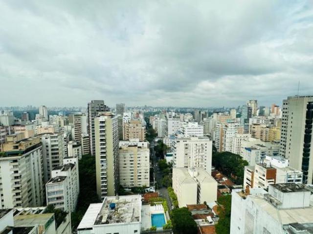 Apartamento com 3 quartos à venda em São Paulo, no bairro Jardim América