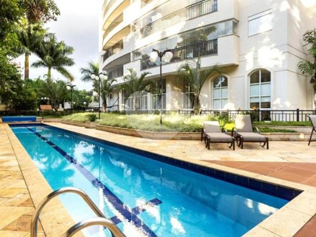 Apartamento com 3 quartos à venda em Santo Amaro SP