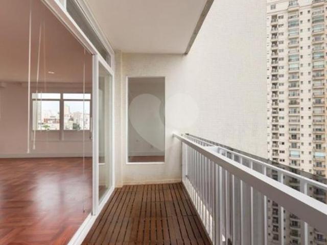 Apartamento com 3 quartos à venda em Santa cecília SP