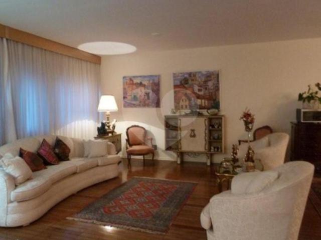 Apartamento com 3 quartos à venda em Santa Cecília SP