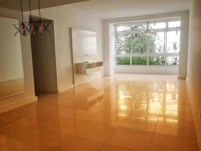 Apartamento com 3 quartos à venda em Santa cecília SP