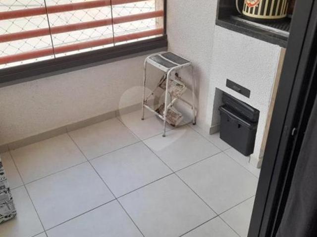 Apartamento com 3 quartos à venda em Santa maria SP
