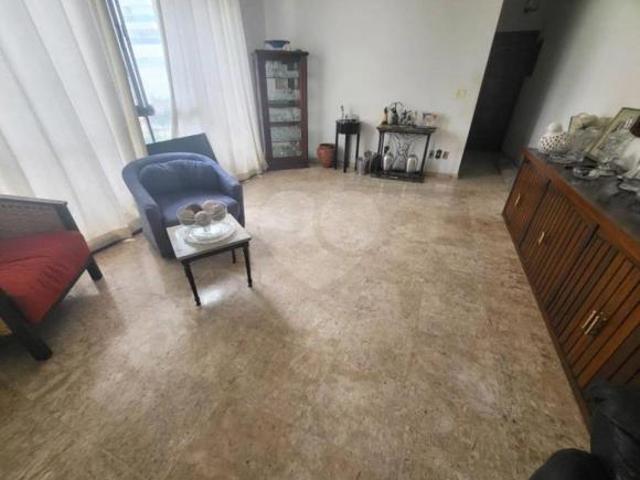 Apartamento com 3 quartos à venda em Ponta da praia SP