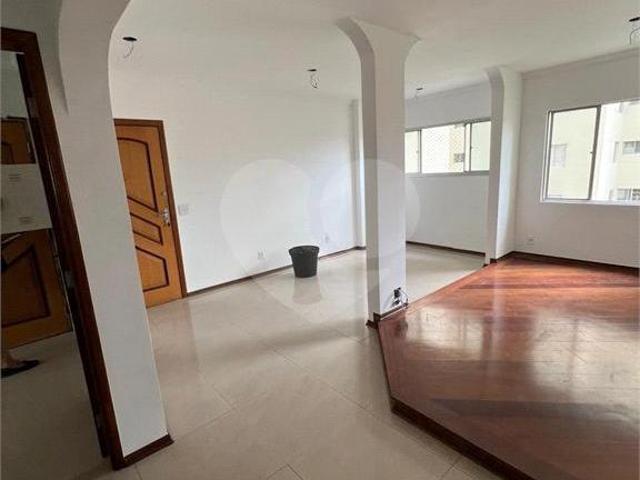Apartamento com 3 quartos à venda em Parque maria domitila SP
