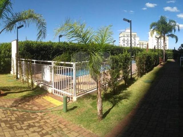 Apartamento à venda com 3 quartos, sendo 1 suíte, no condomínio Green View, São Carlos