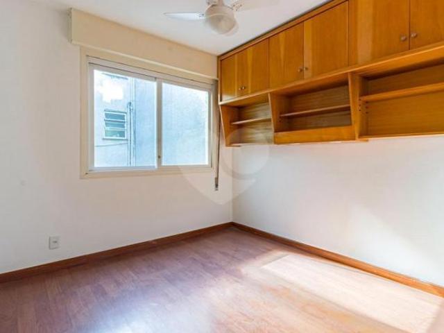 Apartamento com 3 quartos à venda em Petrópolis RS