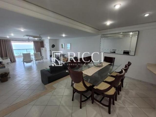 Apartamento com 3 Quartos à Venda em Pitangueiras, Guarujá