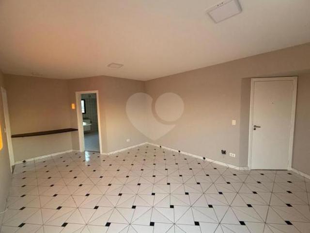 Apartamento com 3 quartos à venda em Quarta parada SP