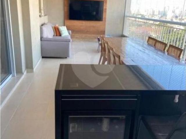 Apartamento com 3 quartos à venda em Quarta parada SP