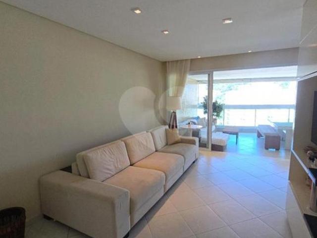 Apartamento com 3 quartos à venda em Riviera SP