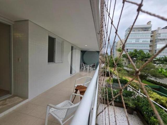Apartamento com 3 quartos à venda em Riviera SP