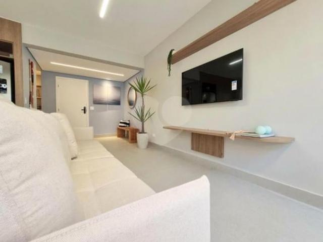 Apartamento com 3 quartos à venda em Riviera SP