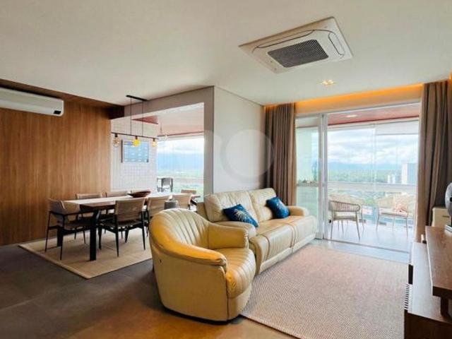Apartamento com 3 quartos à venda em Riviera SP