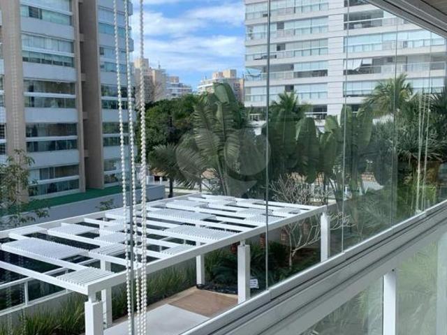 Apartamento com 3 quartos à venda em Riviera SP