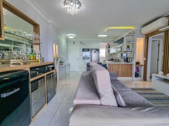 Apartamento com 3 quartos à venda em Riviera SP
