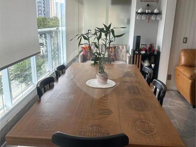 Apartamento com 3 quartos à venda em Tatuapé SP