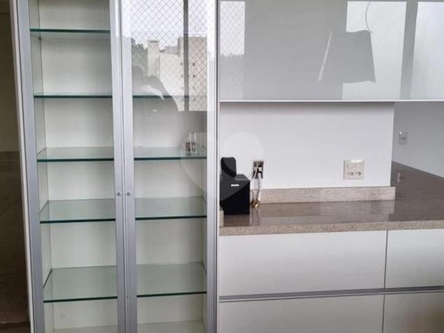 Apartamento com 3 quartos à venda em Tamboré SP
