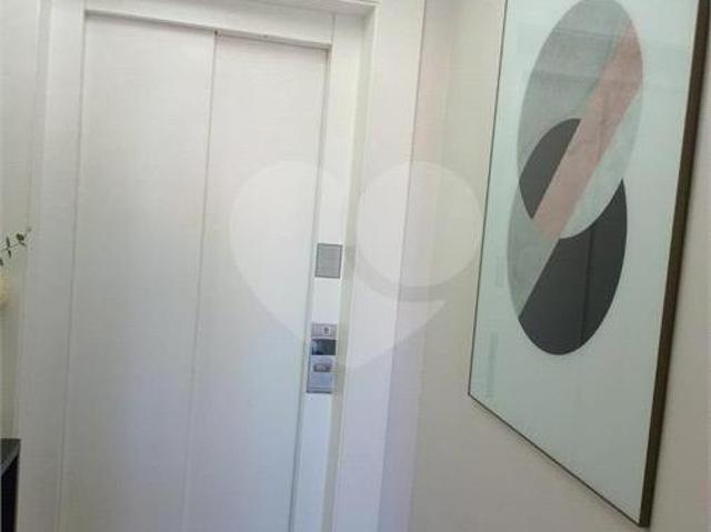 Apartamento com 3 quartos à venda em Tamboré SP