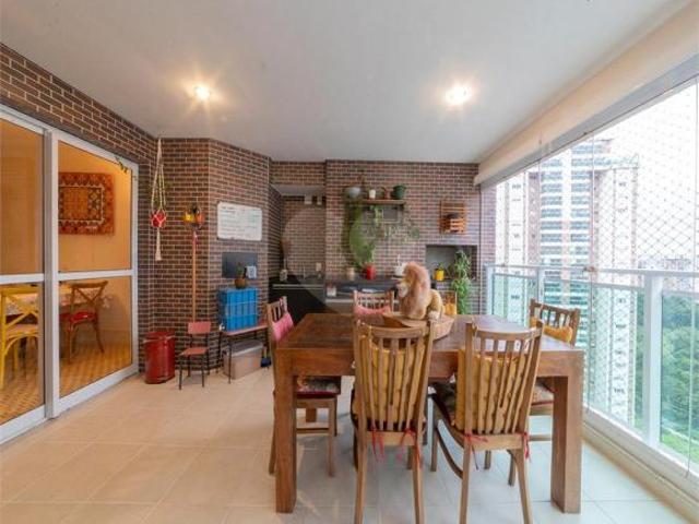 Apartamento com 3 quartos à venda em Umuarama SP