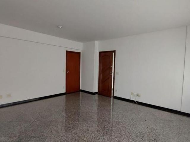 Apartamento com 3 quartos à venda em Varginha, no bairro Centro