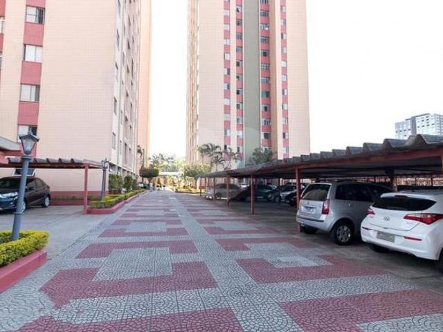 Apartamento com 3 quartos à venda em Vila Vicentina SP