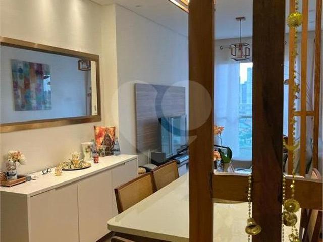 Apartamento com 3 quartos à venda em Vila Galvão SP