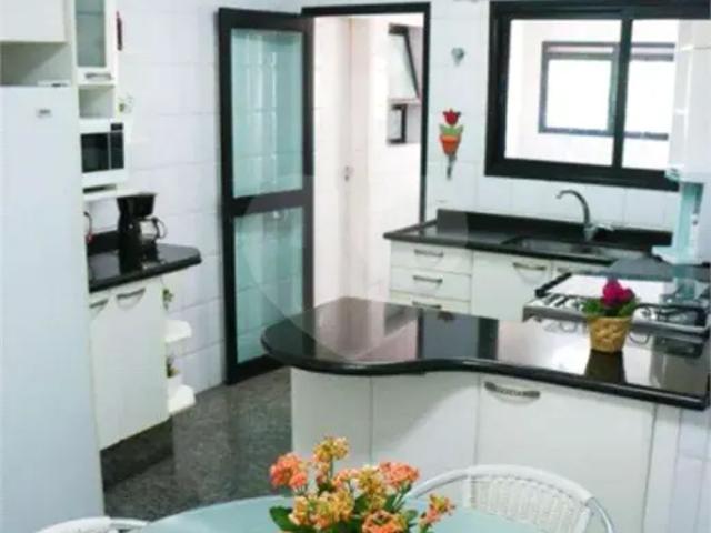 Apartamento com 3 quartos à venda em Vila Gomes Cardim SP