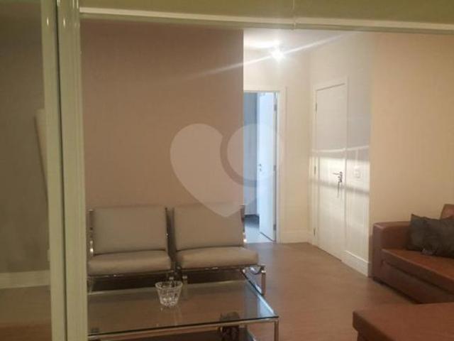 Apartamento com 3 quartos à venda em Vila olímpia SP