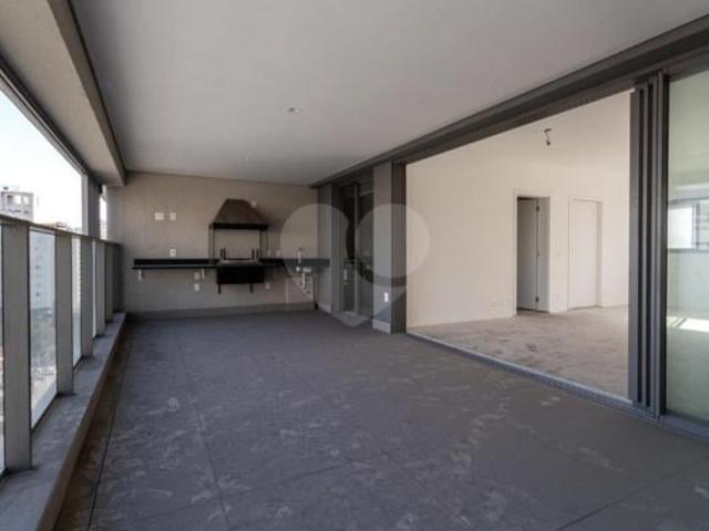 Apartamento com 3 quartos à venda em Vila olímpia SP