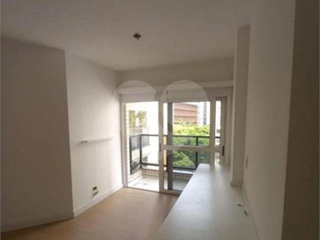 Apartamento com 3 quartos à venda em Vila olímpia SP