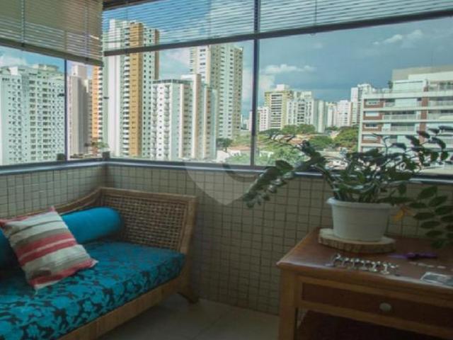 Apartamento com 3 quartos à venda em Vila Romana SP
