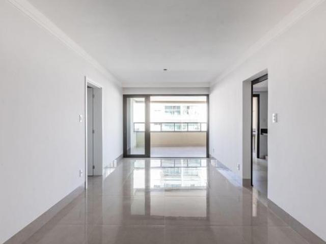 Apartamento com 3 quartos à venda no Bairro Martins Uberlândia/MG