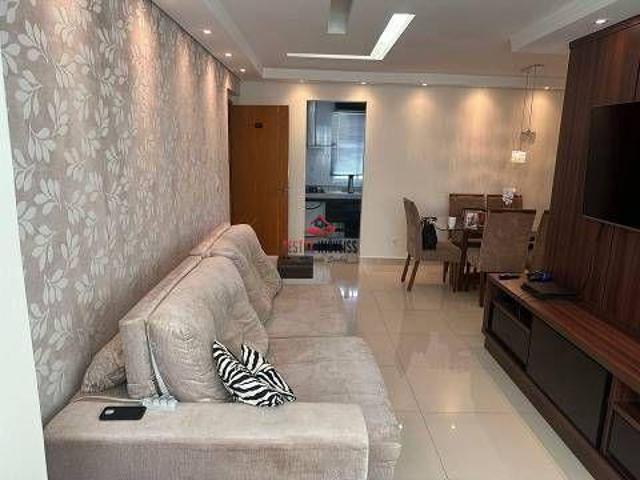 Apartamento com 3 quartos à venda no Bairro Osvaldo Rezende Uberlândia/MG