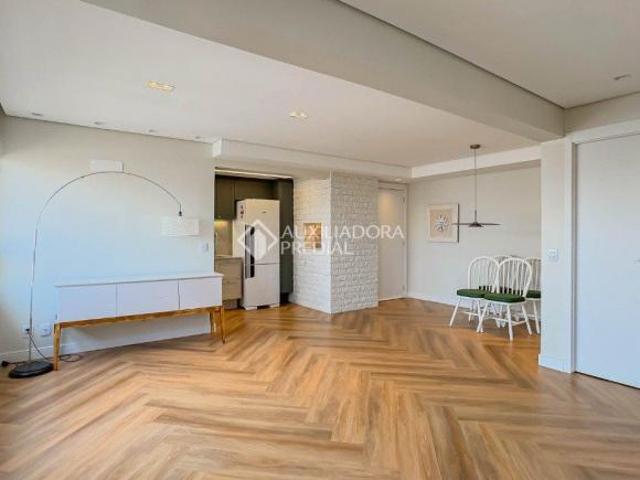Apartamento com 3 quartos à venda no bairro Jardim Europa