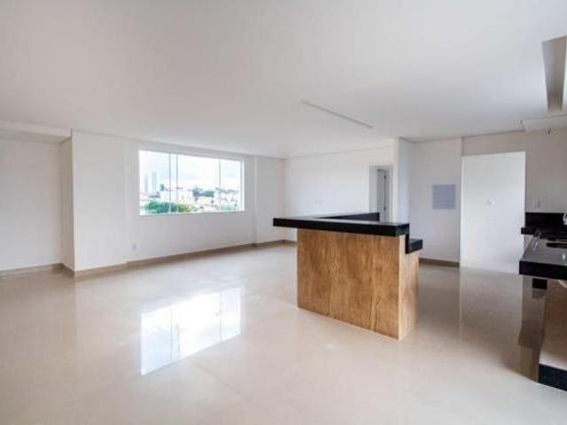 Apartamento com 3 quartos à venda no Bairro Tubalina Uberlândia/MG