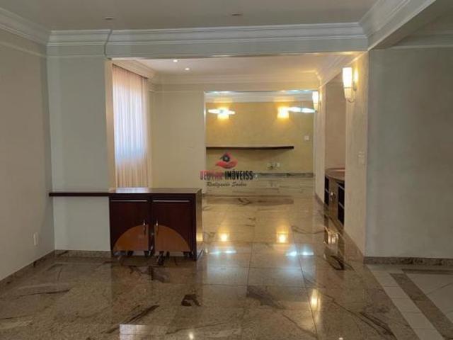 Apartamento com 3 quartos à venda no Bairro Tabajaras Uberlândia/MG