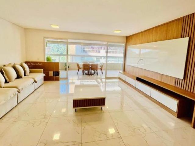 Apartamento com 3 quartos alto padrão no Canto do Forte!