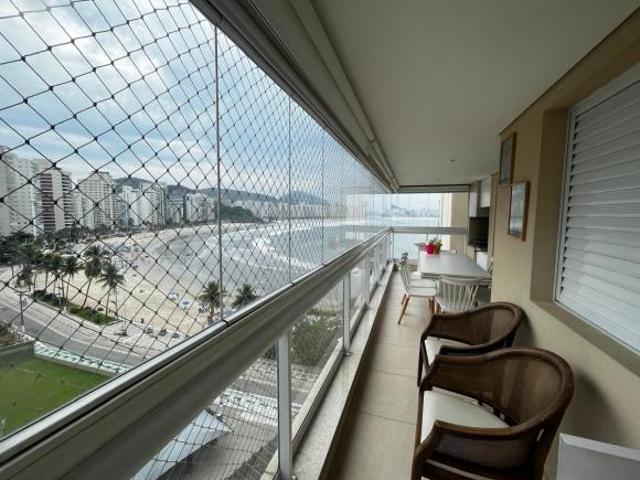 Apartamento com 3 quartos Astúrias Guarujá, frente o mar