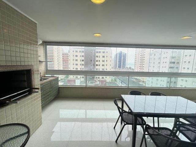 Apartamento com 3 quartos, Caiçara, Praia Grande R$ 1 mi