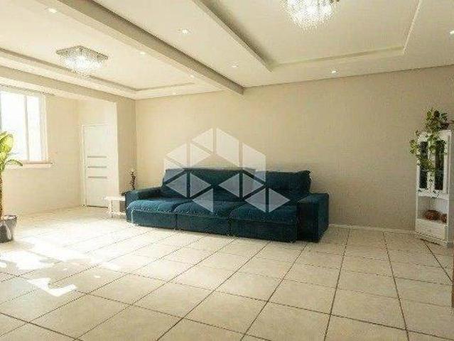 Apartamento com 3 quartos com dependência à venda em São Geraldo, Porto Alegre