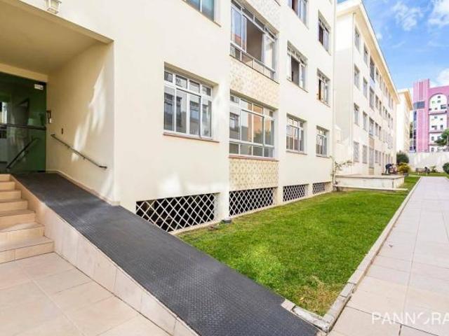 Apartamento com 3 quartos com suíte no Juvevê
