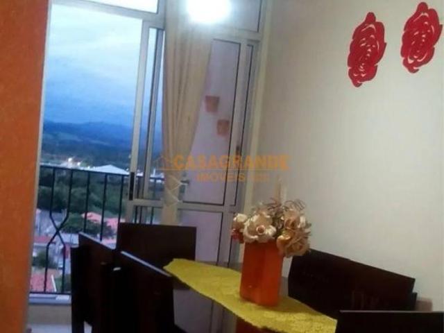 Apartamento com 3 quartos, Condomínio Itália