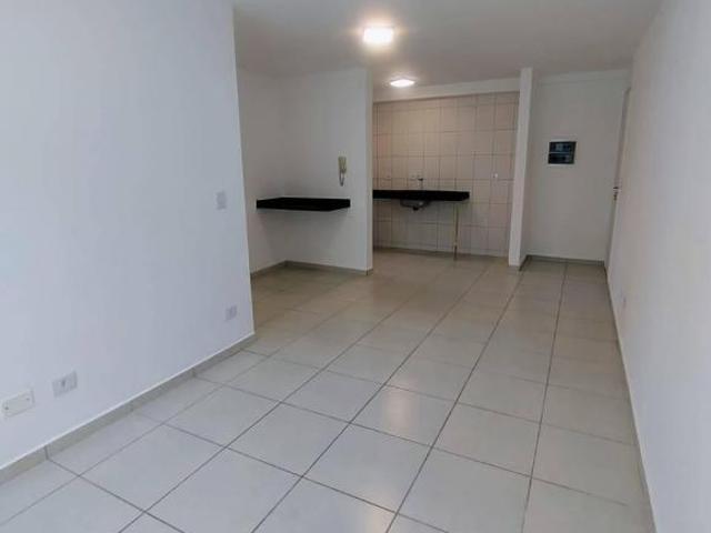 Apartamento Com 3 Quartos Desocupado SJP R$250 mil