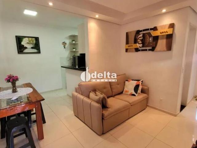 Apartamento com 3 quartos disponível para venda no bairro Mansour em Uberlândia MG
