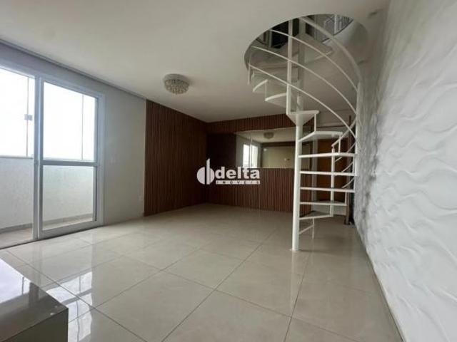 Apartamento com 3 quartos disponível para venda no bairro Presidente Roosevelt em Uberlândia MG
