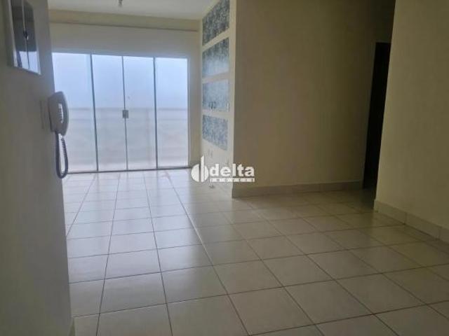 Apartamento com 3 quartos disponível para venda no bairro Tubalina em Uberlândia MG