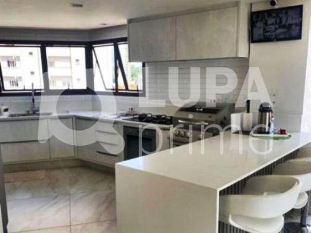 APARTAMENTO COM 3 QUARTOS E 3 VAGAS DE GARAGEM À VENDA NO PARQUE DA MOOCA
